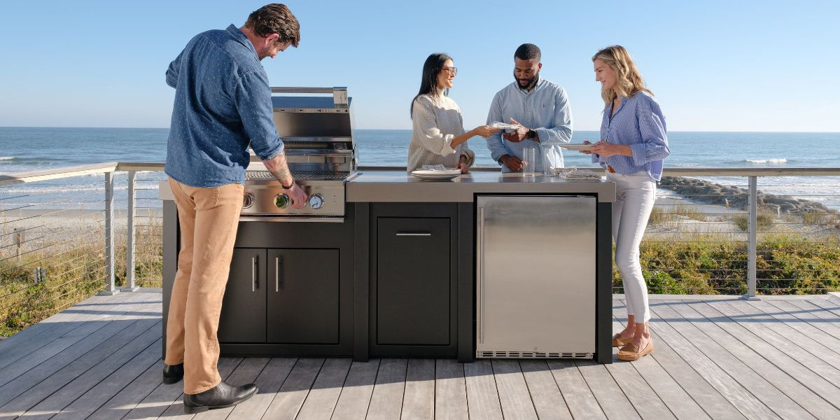 Outdoor Kitchen Islands | Outdoor Kitchen Grill Islands